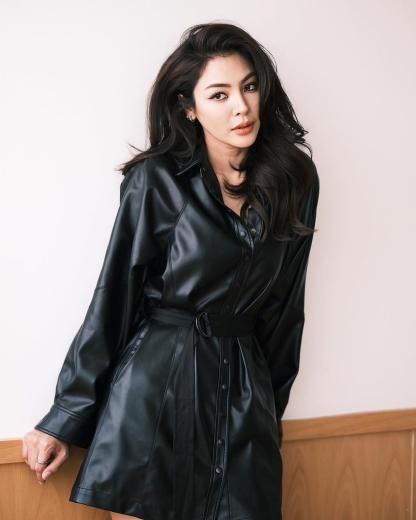 拉花痴｜萬國小姐冠軍Faye Peraya英氣十足！本色演出GL劇《Blank the Series》！ | LalaTai 拉拉台